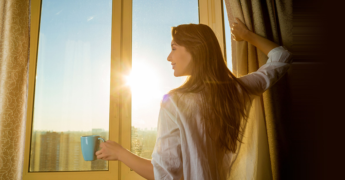 12 Tips To Start Your Day With A Positive Attitude